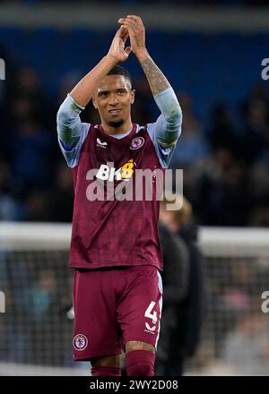 Ezri Konsa of England applauds their fans after during the FIFA World ...