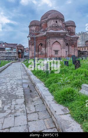 Tomb of the Mother of Akbar of Kashmir, Zain-Ul-Abidin, 1470, Srinagar ...