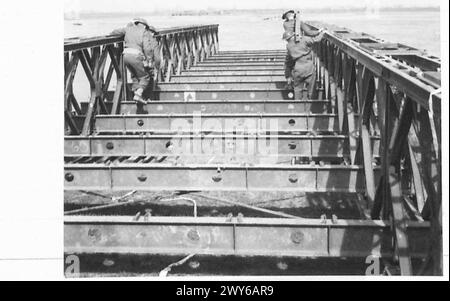 BUILDING LAMBETH BRIDGE - Sections of the bridge being constructed ...