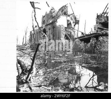 1ST SUFFOLK RECCE PATROL ON THE RUINS OF CHATEAU DE GEIJSTEREN ...