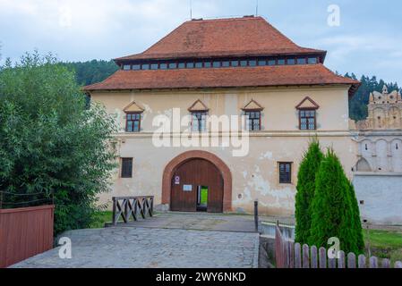 View of the Lazar castle in Lazarea, Romania Stock Photo - Alamy
