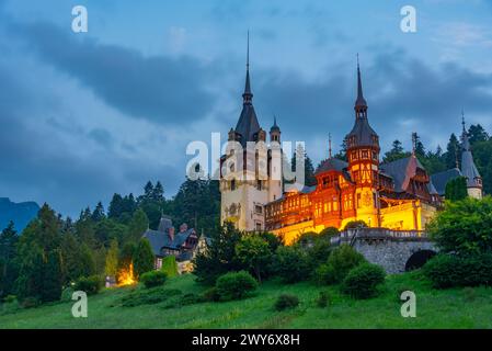 Sunrise view of Peles castle in Romania Stock Photo - Alamy