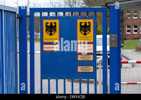 Parow, Germany. 03rd Apr, 2024. Chief Boatswain Falk Wulf, firing ...