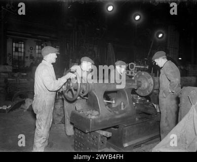 MEN BEHIND BRITAIN'S SHIPS. 15 DECEMBER 1944, ROLLO, GRAYSON & CLOVER ...