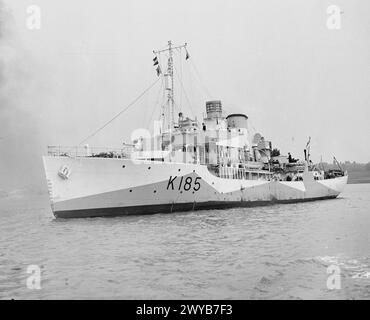 HMS ALISMA, BRITISH FLOWER CLASS CORVETTE. 22 APRIL 1942, LIVERPOOL ...