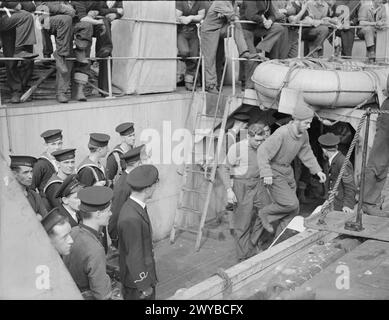 Prisoners from a German U-boat rammed and sunk by HMS Dianthus ...