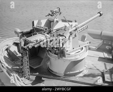 THE MARK VII 6-POUNDER GUN WITH MOLLINS EQUIPMENT. 15 AUGUST 1944, HMS ...