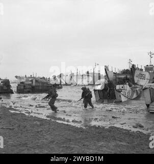 Commandos of 47 (RM) Commando land on Jig Green beach, Gold area ...