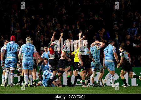 Harlequins' Sam Riley scores a try against Aviron Bayonnais' during the ...