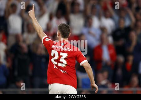 ALKMAAR - Joey Veerman of PSV Eindhoven celebrates the 1-4 goal during ...