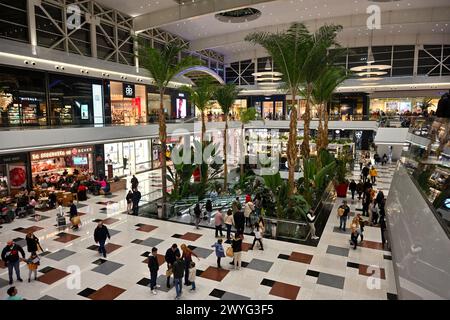 Inside central hub of very busy large Nevada Shopping mall (reported ...