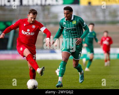 Morgan Williams of Yeovil Town and Joel Colbran of Worthing during the ...