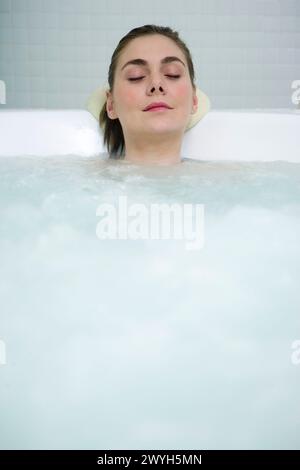 Multijet Jacuzzi with algae. Rich in iodine, minerals and trace ...