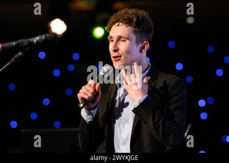 Comedian Larry Dean Stock Photo - Alamy