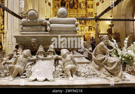 Catholic Monarchs´ sepulchre by Domenico Fancelli (16th century) in the ...