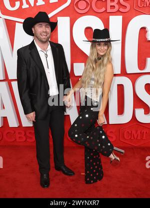 Lainey Wilson and Devlin "Duck" Hodges arriving at the 59th Annual ...