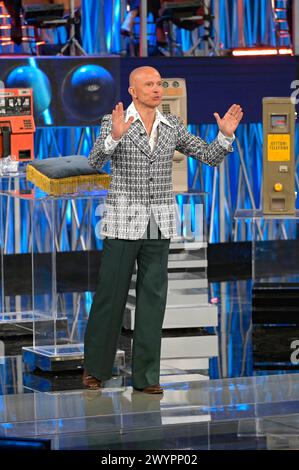 Giorgio Mastrota in der Rai TV-Show 'I migliori anni' in den Fabrizio ...