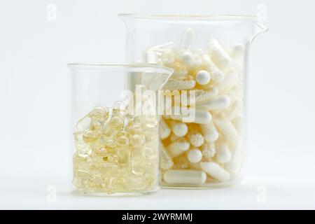 Samples of capsules, Generic drugs, Pharmaceutical plant, Drug ...