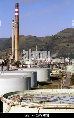 Oil refinery. Biscay. Spain Stock Photo - Alamy