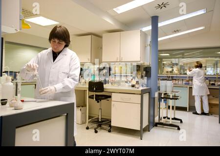 Environmental Inorganic Chemistry Laboratory Stock Photo - Alamy