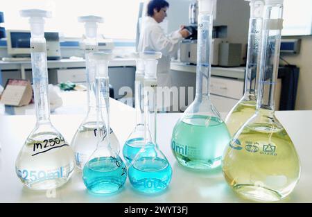 Leco CS400 automatic Carbon/Sulphur determinator, chemical ...