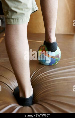 Rehabilitation, ball: lower limb proprioceptive exercise, knee and ...