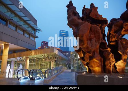 ¥Dodecathlos¥ Sculpture by Vicente Larrea, Euskalduna Palace, Iberdrola ...