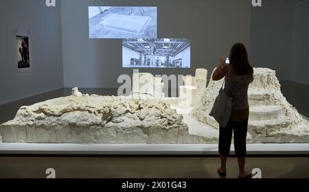 "Untitled", 2019, Almost Human, Thomas Houseago, MAM, City of Paris ...