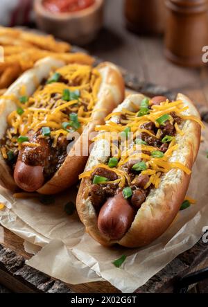 chopped green onions on a wooden board Stock Photo - Alamy