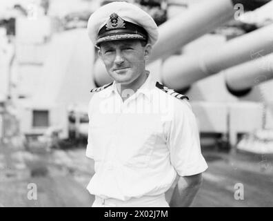 THE NEW BRITISH BATTLESHIP, HMS HOWE Stock Photo - Alamy