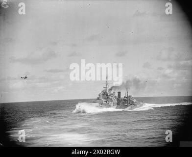 A CRUISER, HMS MAURITIUS, AND A DESTROYER, HMS NIZAM, AT SEA. SEPTEMBER ...