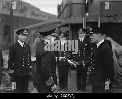 SURGEON LIEUTENANT PATRICK H TOOLEY, RNVR, AWARDED THE ROYAL HUMANE ...