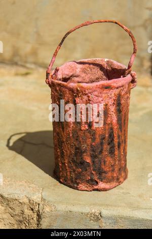 Pink paint pot Stock Photo - Alamy