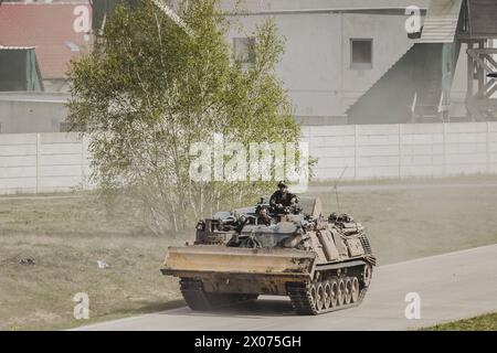 Pionierpanzer Dachs, aufgenommen im Rahmen einer Uebung der Bundeswehr ...