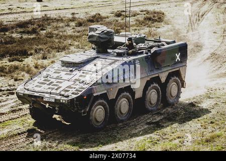 Transportpanzer Boxer, aufgenommen im Rahmen einer Uebung der ...