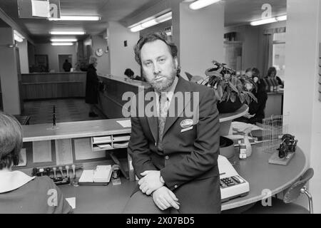 Actual 7 - 4 - 1973: Put the doctors on a fixed salaryKjell Bohlin, who ...