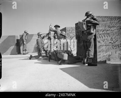 ROYAL SCOTTISH FUSILIERS AT FRINTON - The tank hunting patrol. Seen ...