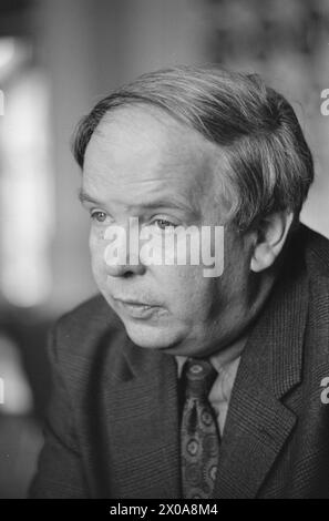 Aktuell 26-7-1973 : Den politiske kannestøper.Helge Seip mener at det ...