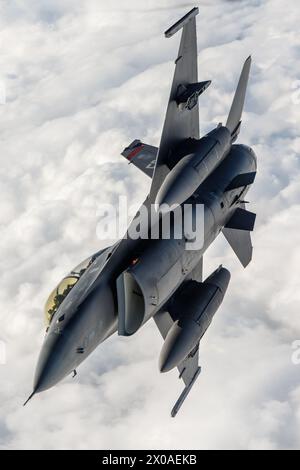 Air Force Reserve Crews over Southern California with the 370th FLTS ...
