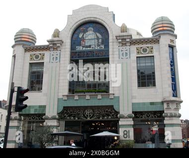 The Michelin Man, Bibendum in Bibendum Restaurant London Stock Photo ...