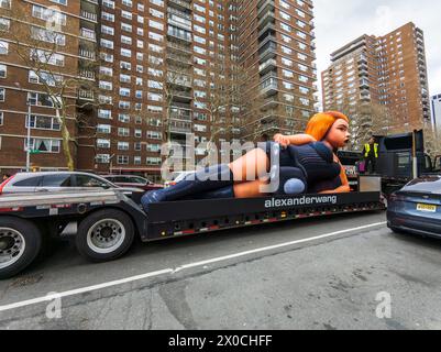 A giant inflatable of the rapper Ice Spice is paraded around New York ...