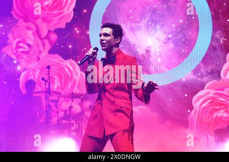 Mika performing at Eventim Apollo LONDON, ENGLAND - APRIL 09: Mika ...
