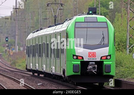 Personenverkehr auf der Betuwe-Linie Verschiedene Züge vom ...