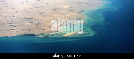 Aerial view of Northern Qatar Stock Photo - Alamy