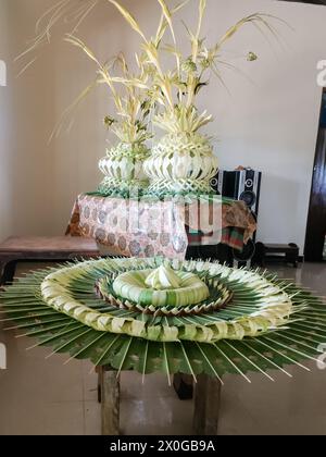 Traditional coconut leaves decoration(gokkola Arts) handmade ...