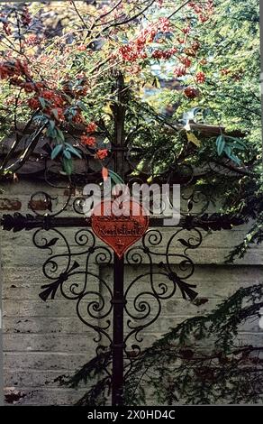 Grave of Liesl Karlstadt, cemetery Bogenhausen, Munich, Germany Stock ...