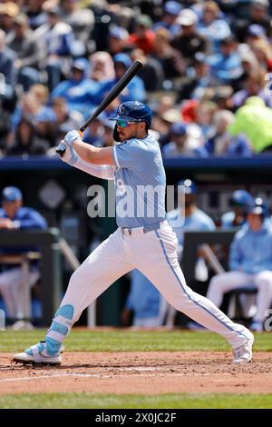 Kansas City Royals' Vinnie Pasquantino celebrates after hitting a ...