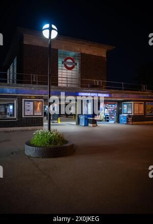 Entrance to Northfields Underground Station, Northfields, London ...