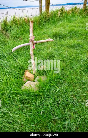The Praying Shell by artist Anthony Padgett. The Shore, Bolton-le-Sands ...