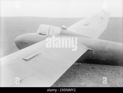 Air cadets at St Merryn Royal Naval Air Station learn engineless flight ...